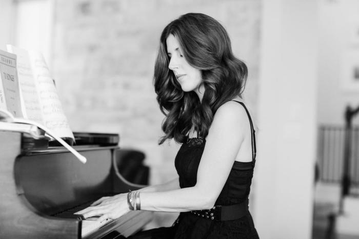 Amy Atchley in Austin at CLOSED: Strange Brew